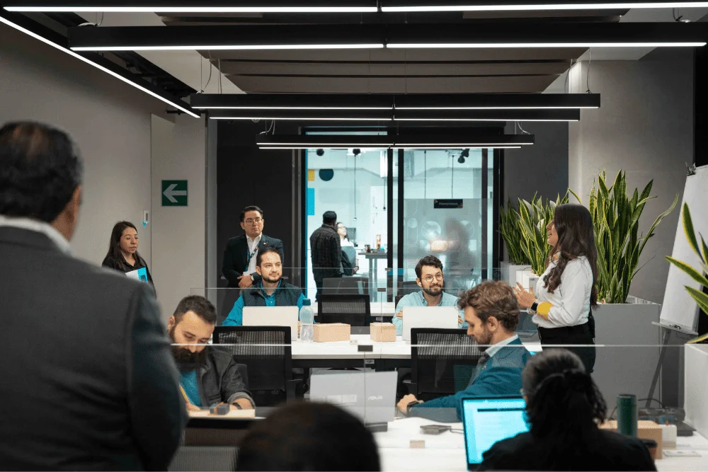 Fundación Bi inaugura su Centro de Innovación y Emprendimiento - Banco ...